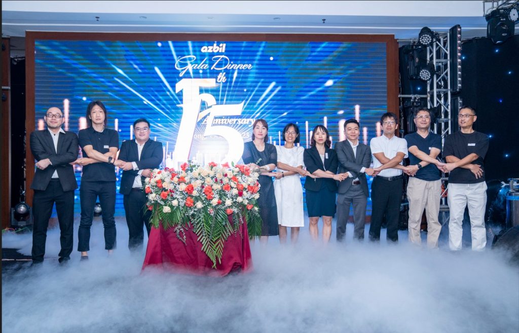 LỄ KỈ NIỆM 15 NĂM THÀNH LẬP CÔNG TY TNHH AZBIL VIỆT NAM | Công ty TNHH Azbil Việt Nam | Chuyên ...